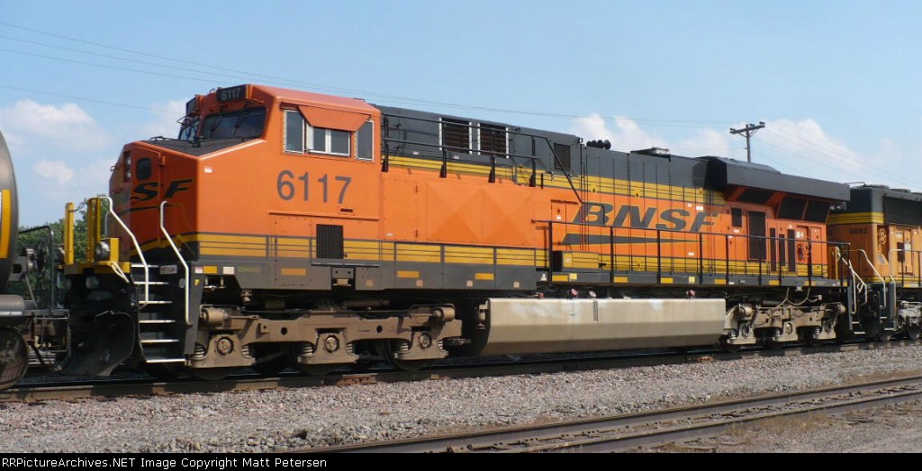 BNSF 6117